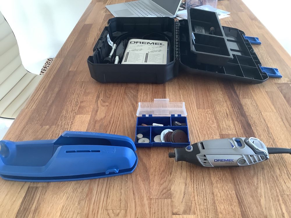Dremel 3000 (Gebraucht) in Adliswil für CHF 34 – mit Lieferung auf ...