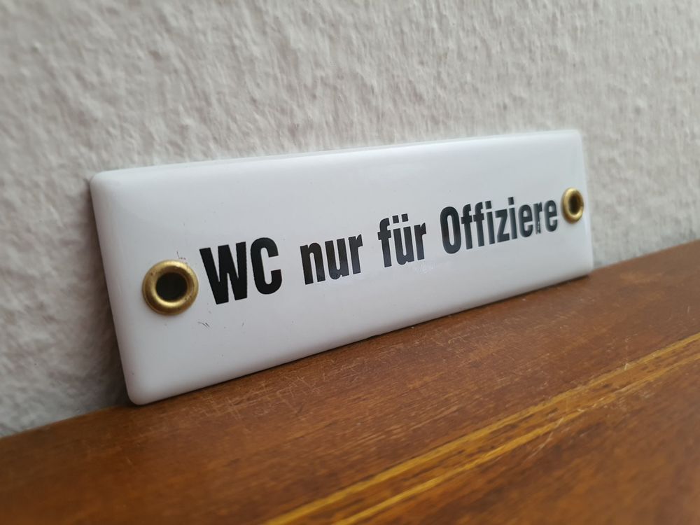 Emailschild Vorsicht Achtung WC Militär Emaille Schild Retro (Neu (gemäss Beschreibung)) in ...