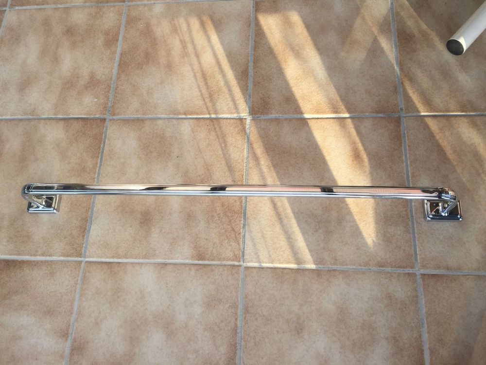 Badetuchstange Chic. 80 cm (Neu und originalverpackt) in Rüegsauschachen für CHF 8 – mit ...