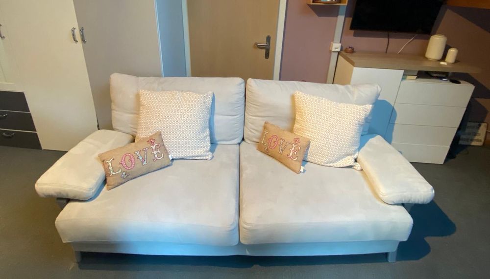 Sofa Alcantara (Gebraucht) in Lungern für CHF 100 – nur Abholung auf Ricardo kaufen
