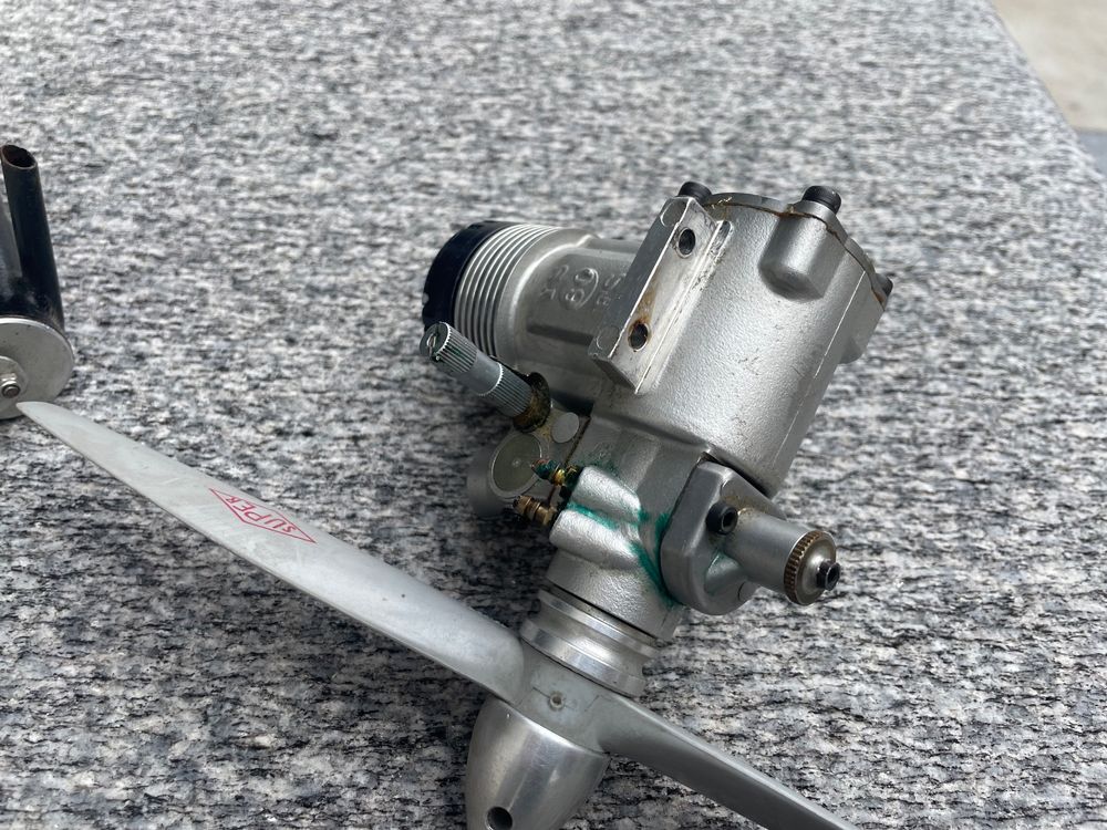 YS Engine- YS 60 FS motor Engine RC airplane | Kaufen auf Ricardo