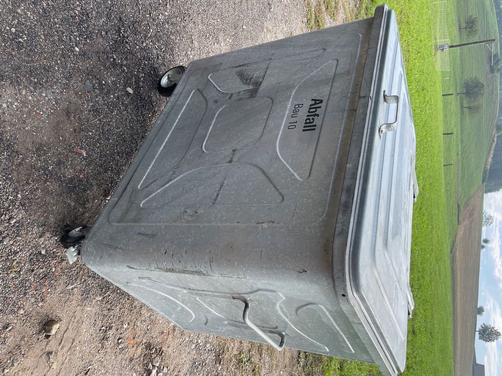 800 lt. Abfall Container (Gebraucht) in für CHF 160 – nur Abholung auf ...