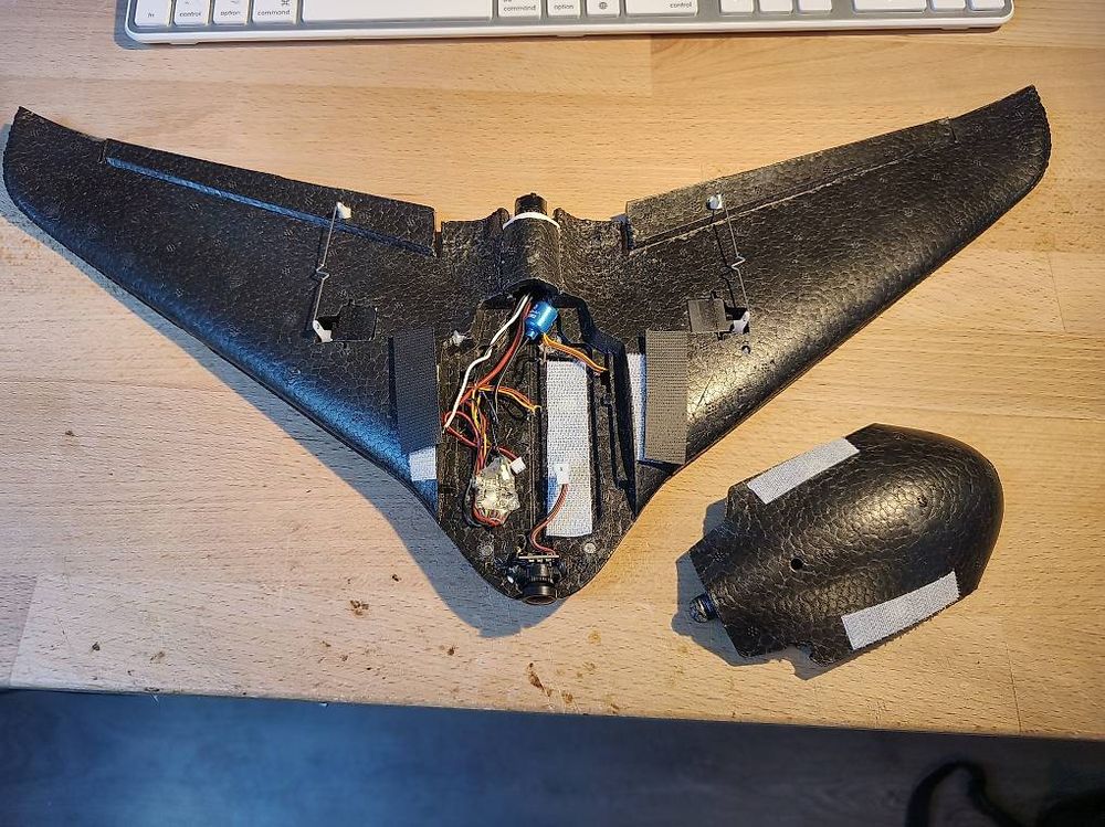 FPV RC Wing Mini Ghost | Kaufen auf Ricardo