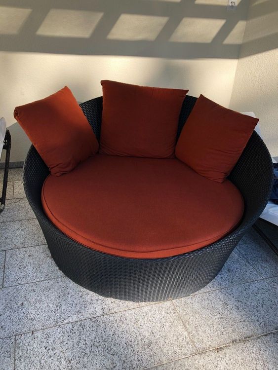 Sitzplatz, Gartenlounge rund (Gebraucht) in Dürnten für CHF 50 – nur ...