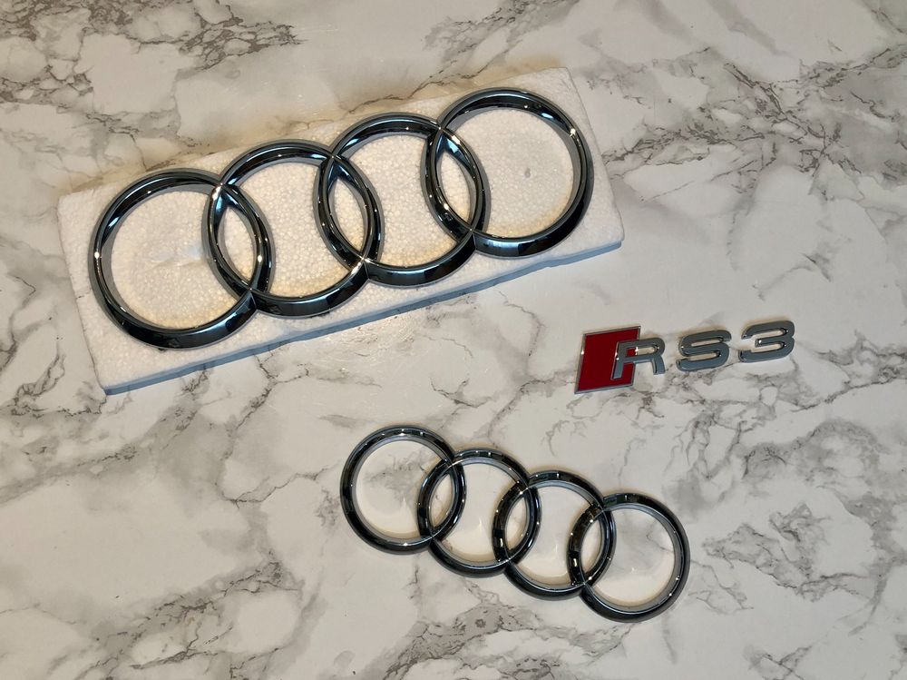 Original Audi Logo (Front und Heck) Chrome + RS3 Emblem (Gebraucht) in ...