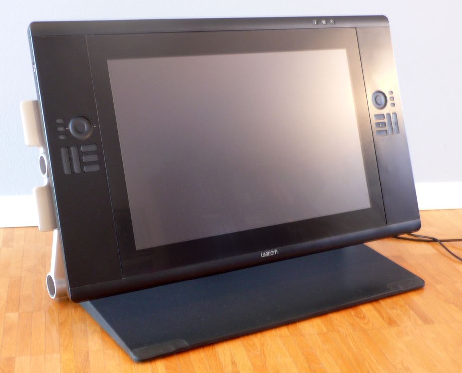 Wacom CINTIQ 24HD Creative Pen Display 1920x1080p | Kaufen auf Ricardo