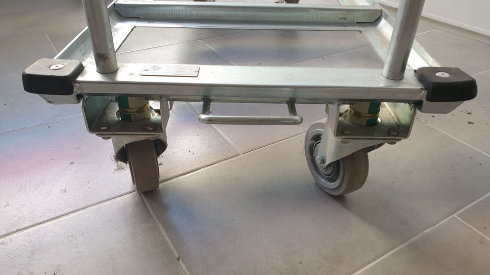 Rollwagen Werkzeugwagen Materialwagen (Gebraucht) in Belp für CHF 100 ...