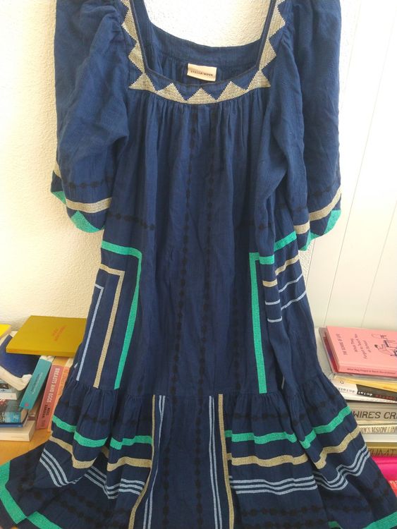 Stella Nova Midi length embroidered dress (Gebraucht) in Jona für CHF ...