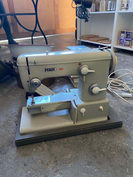 Pfaff Nähmaschine 362, 60-er Jahre (Gebraucht) in Niederhelfenschwil ...