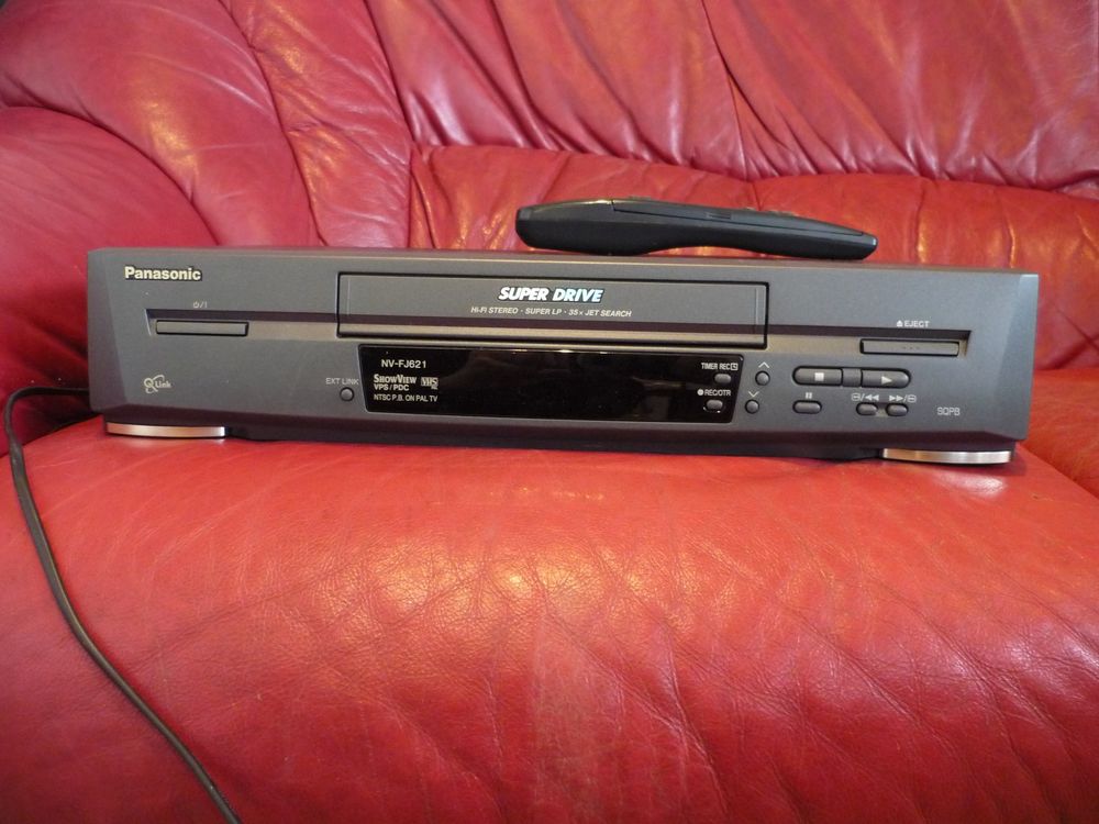 VHS Videorecorder - Panasonic NV FJ 621 mit Fernbedienung (Gebraucht ...