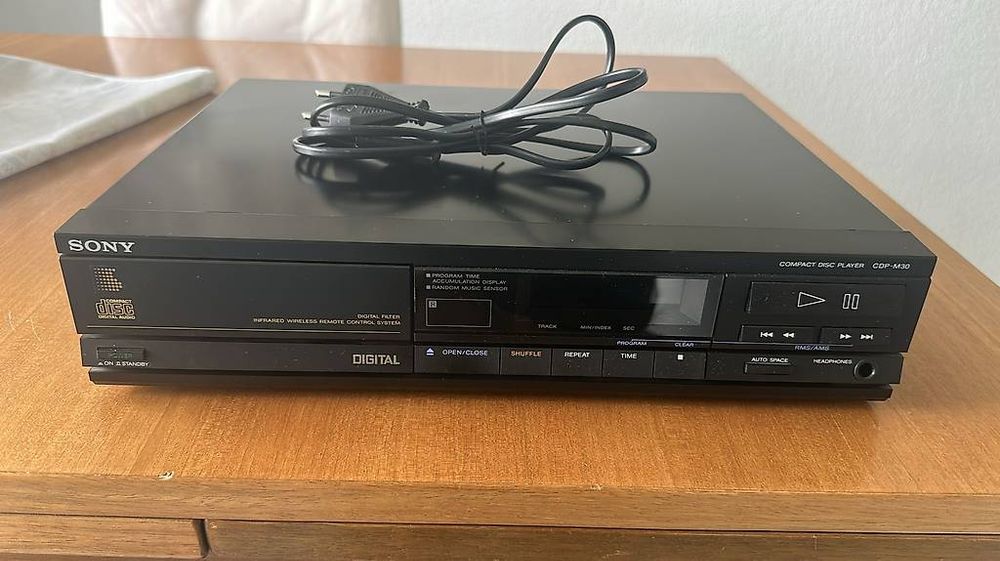 Sony CD-Player CDP-M30 (Gebraucht) in Hitzkirch für CHF 40 – nur ...
