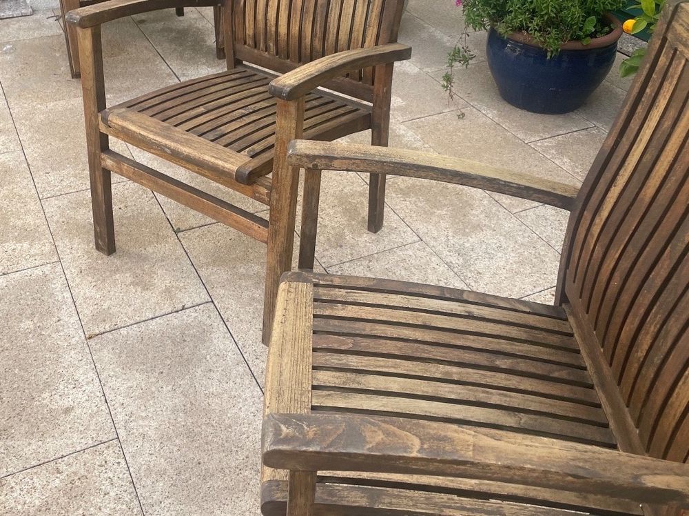 Gartenstuhl Teak massiv - 6 Stk. / CHF 50 pro Stuhl (D'occasion) à Ligerz pour CHF 300 – retrait ...