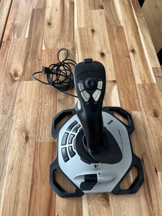 Logitech Extreme 3d PRO (Gebraucht) in Dachsen für CHF 3 – mit ...