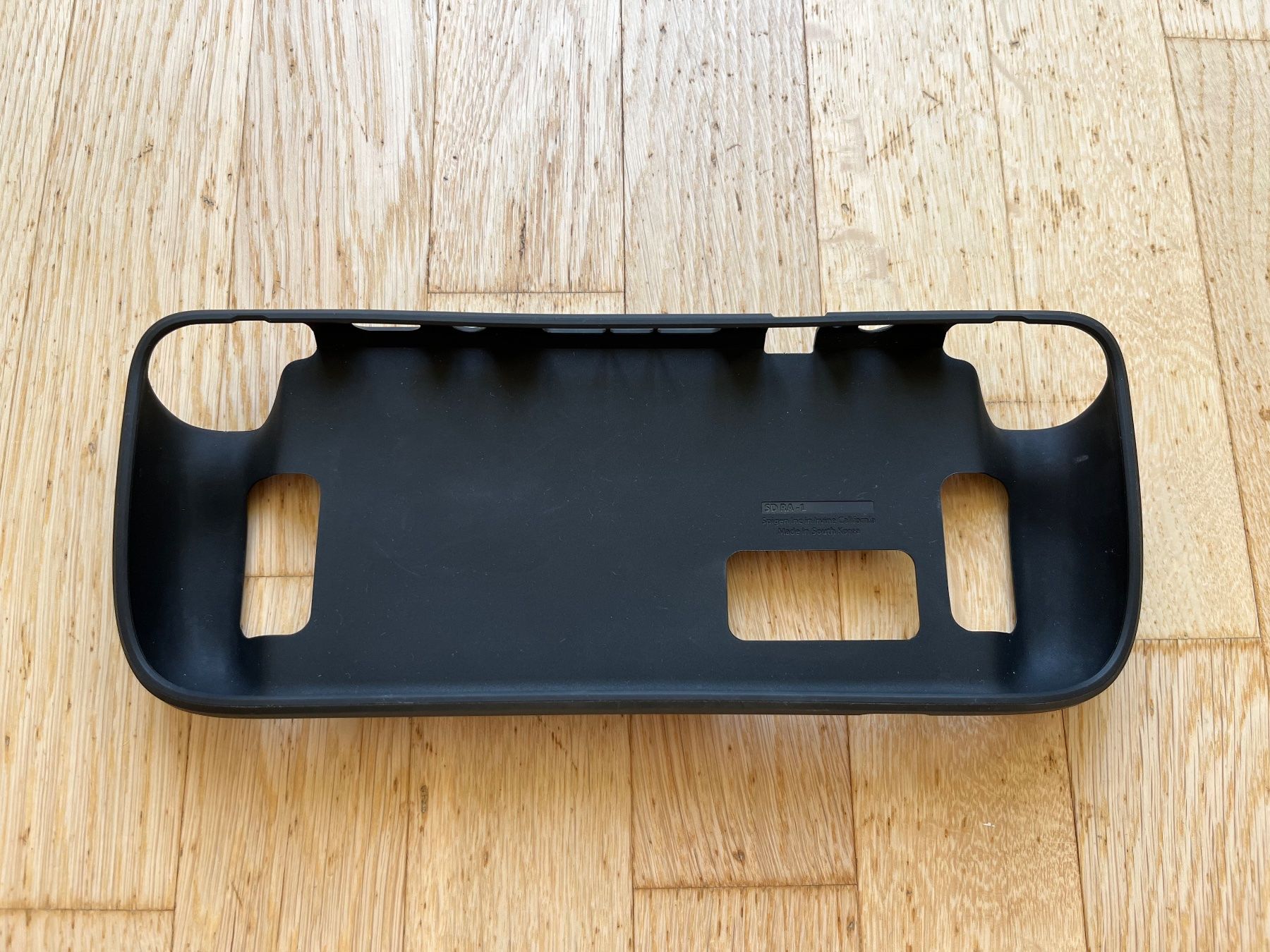 Spigen Rugged Armor – Steam Deck Hülle – mit Kratzer (Gebraucht) in ...