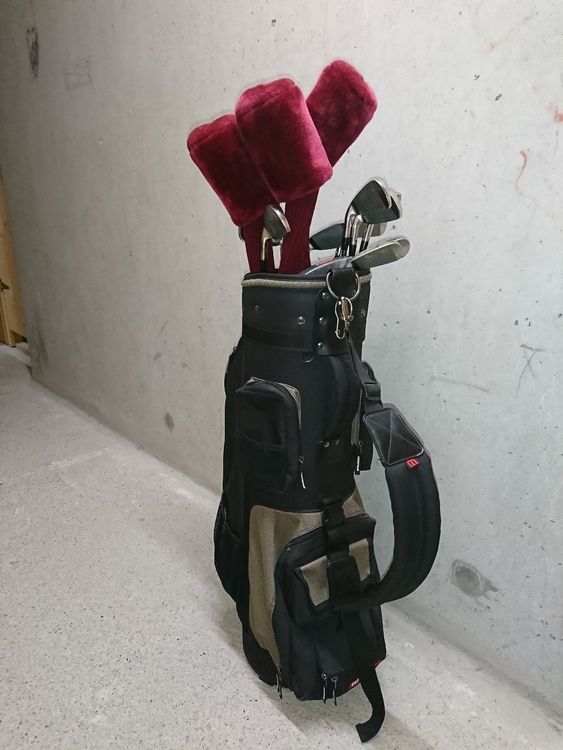 Set de clubs Wilson & sac (D'occasion) à Nyon pour CHF 80 – retrait ...