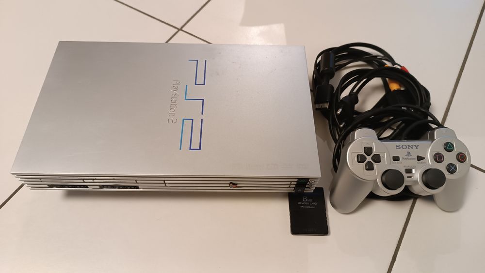 PS2 Satin Silver / PlayStation 2 silber | Kaufen auf Ricardo