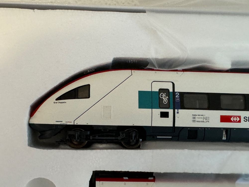 Roco SBB ICN 500 040-1 Graf Zeppelin analog DC neu (Neu (gemäss ...