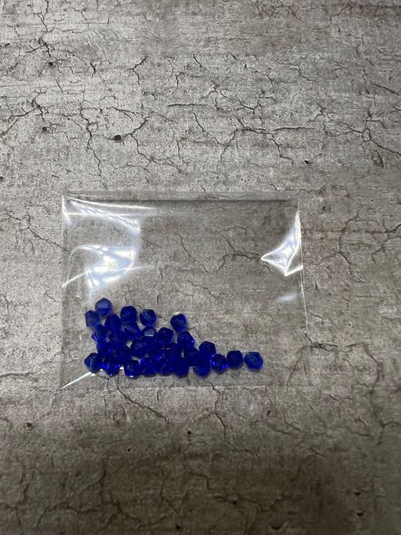 Glasperlen zum Basteln / 4 mm / Farbe Sodalith (neu) | Kaufen auf Ricardo