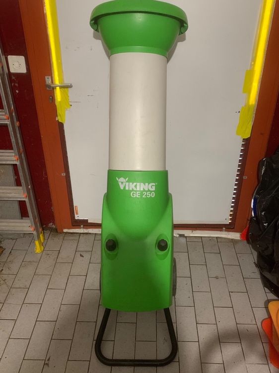 Broyeur Viking GE 250 (Defekt) in Montet (Glâne) für CHF 100 – mit ...