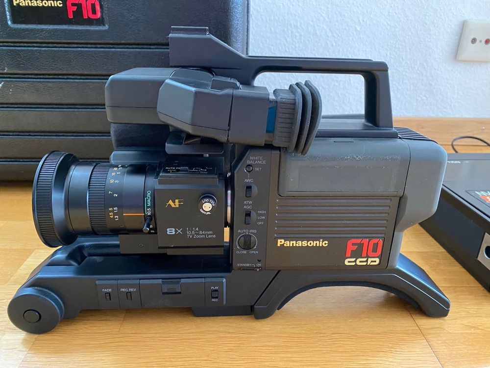 Panasonic f10 CCD Camera (Gebraucht) in Zürich für CHF 25 – nur Abholung auf Ricardo kaufen