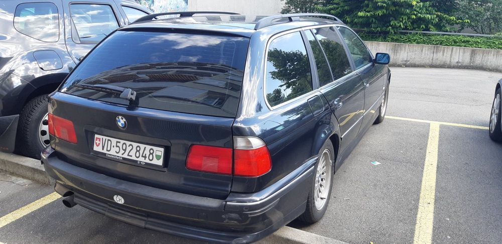 BMW 528i E39 (Gebraucht) in Grandcour für CHF 900 – nur Abholung auf ...