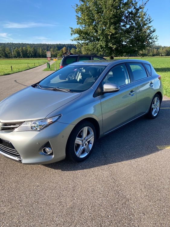 Toyota Auris Modell Sol 1,6 | Kaufen auf Ricardo
