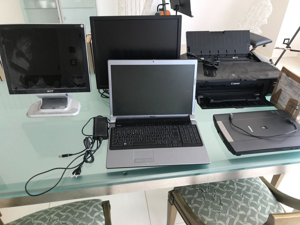 Dell Laptop, Cannon A3 Printer & Scanner, Dell&Acer Monitor | Acheter ...