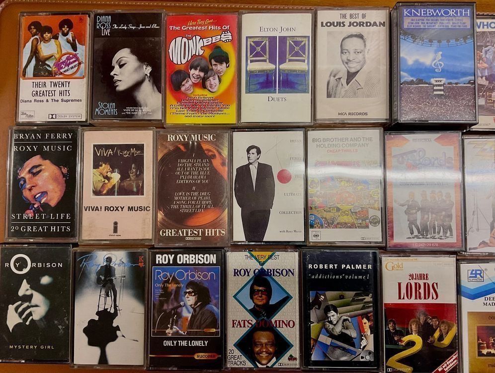 🎸 SAMMLUNG 37 MUSICCASSETTEN - TOPP ! 🎸 (Gebraucht) in Waltenschwil für CHF 120 – nur Abholung ...