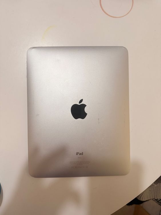 Apple iPad 1st Gen. - Vintage Tablet (Gebraucht) in Merenschwand für ...