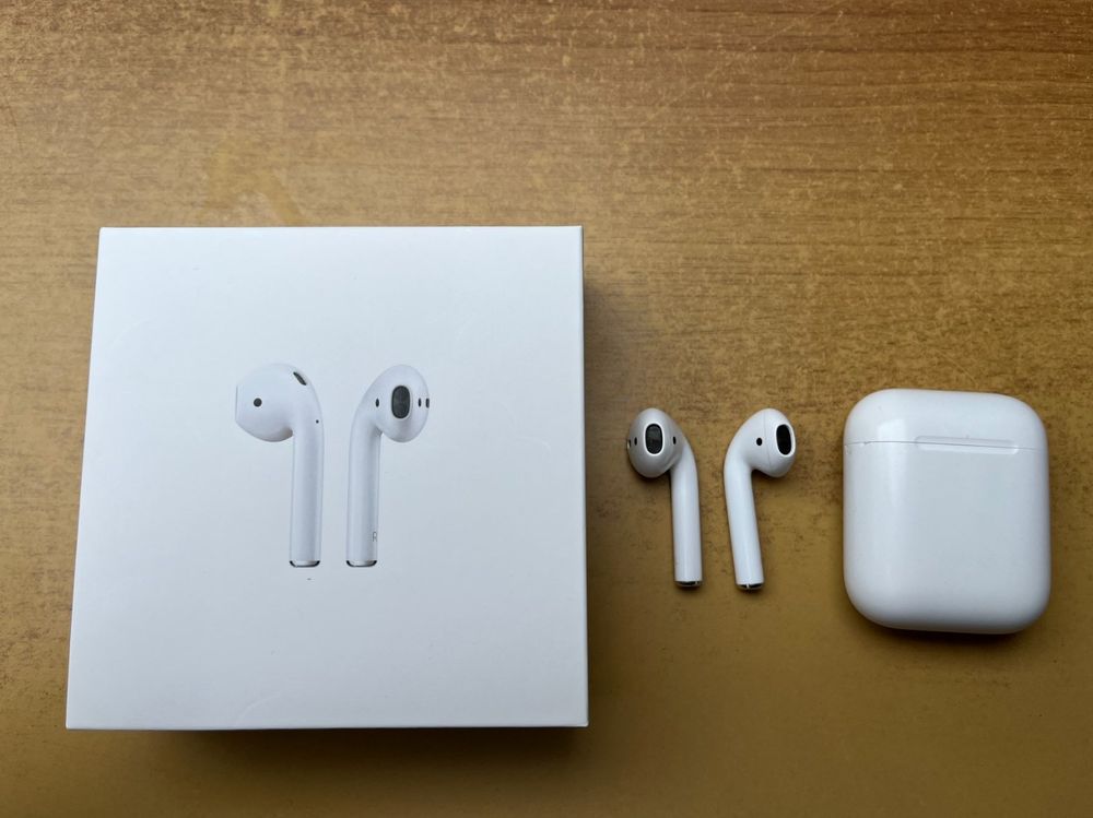 Apple Air Pods with Charging Case (1st Gen) (Gebraucht) in Busswil BE ...