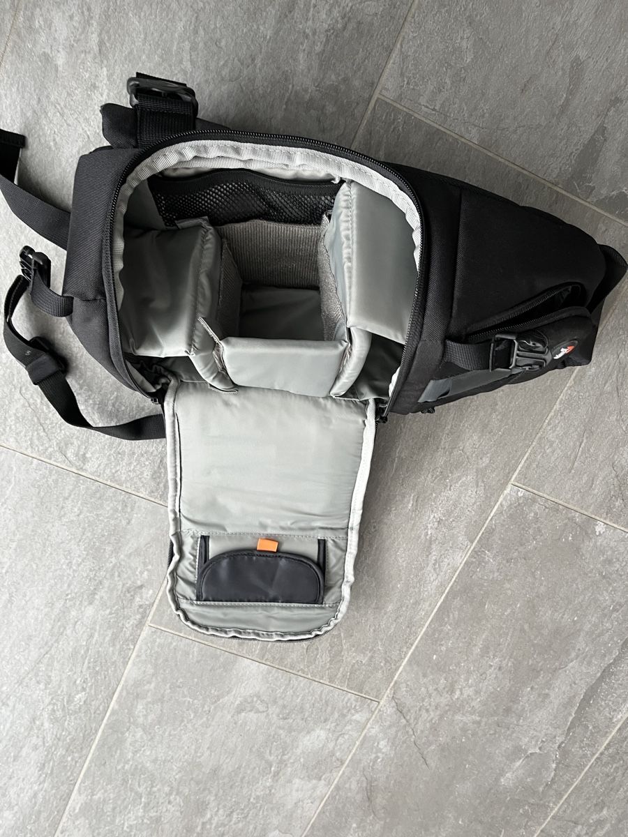 Lowepro Sling Kameratasche, neuwertig (Gebraucht) in Elgg für CHF 5 ...