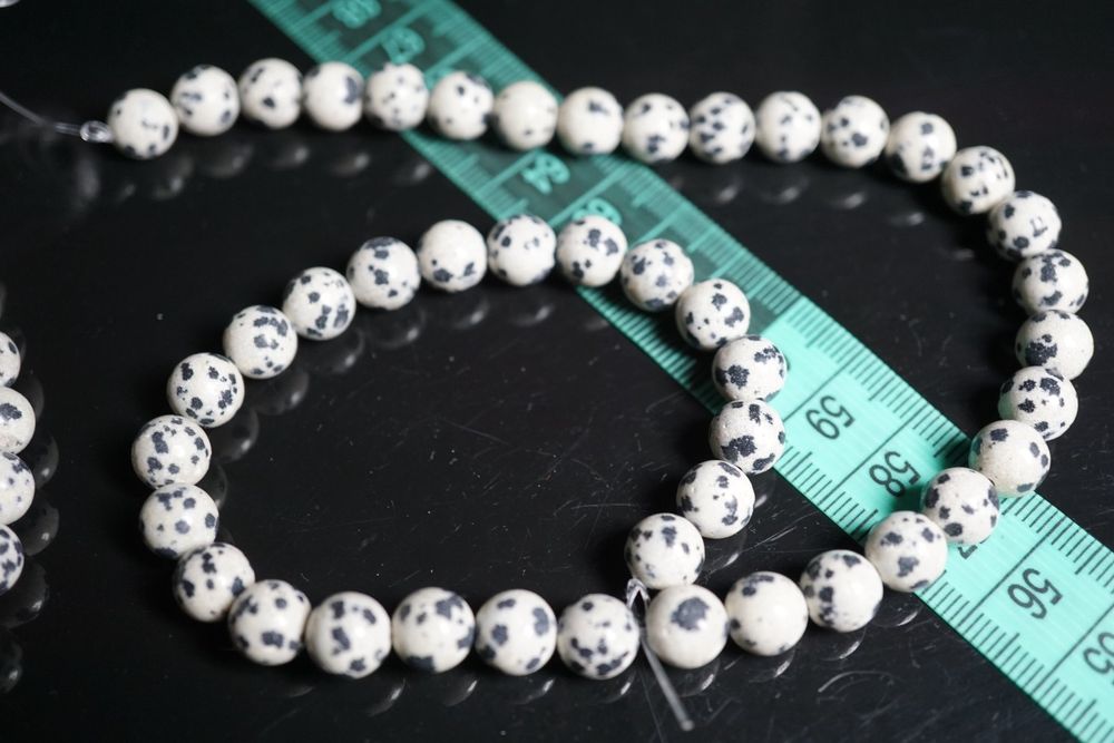 Dalmatiner Jaspis Kugel 8mm Strang TOPSTONE (Neu und originalverpackt) in Eschenbach SG für CHF ...