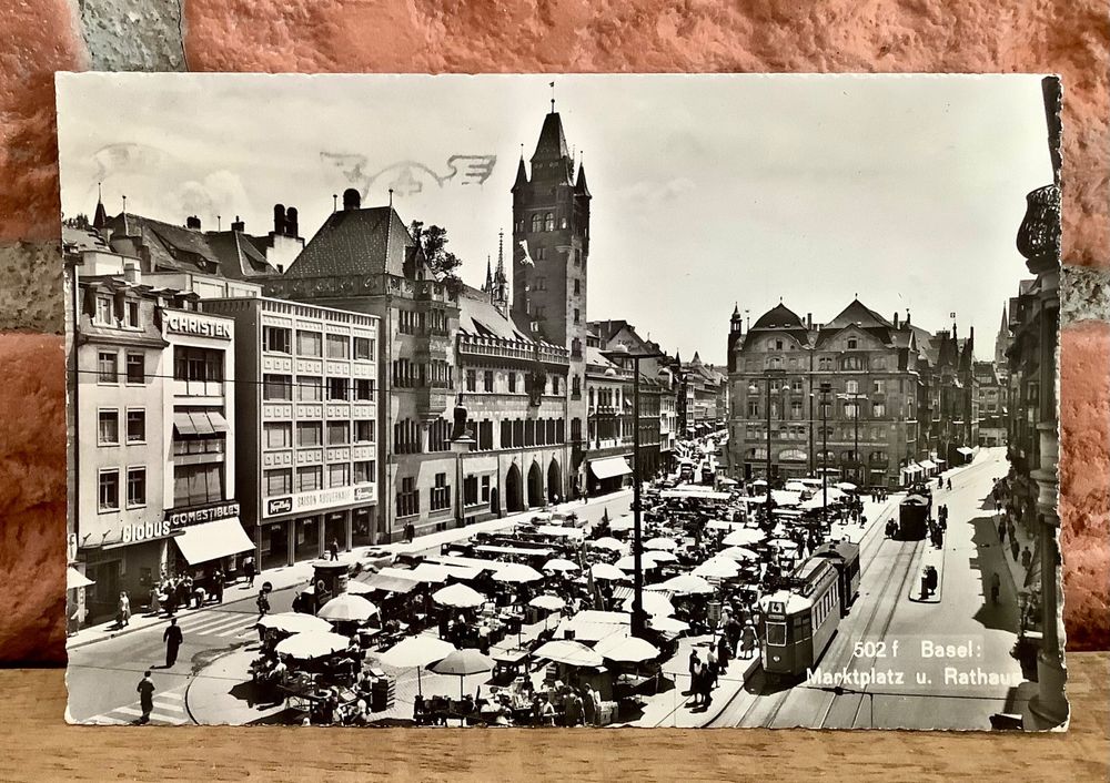 Alte Foto AK - Marktplatz & Rathaus Basel - Tram (Gebraucht) in Root für CHF 1 – mit Lieferung ...