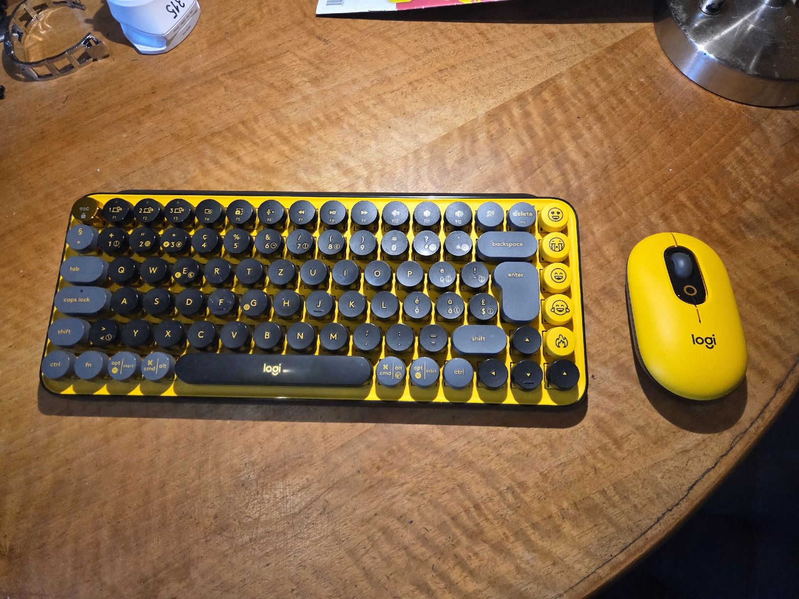 Combo clavier et souris sans fil Logitech POP (Gebraucht) in develier ...
