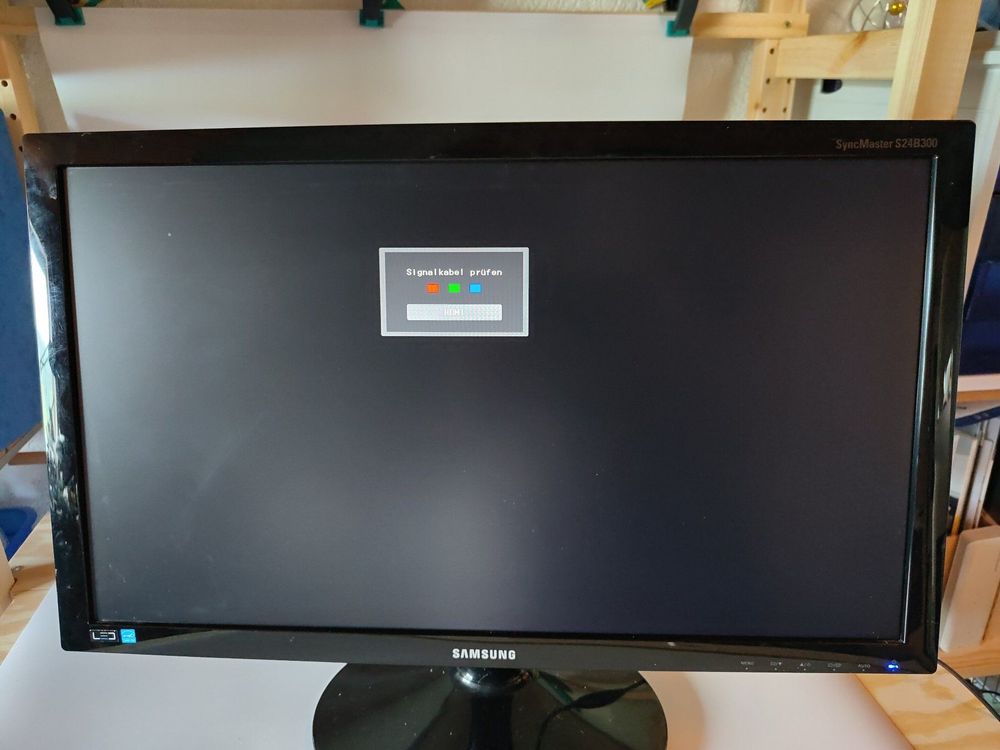 Samsung SyncMaster S24B300 (Gebraucht) in Morgarten für CHF 7 – mit ...
