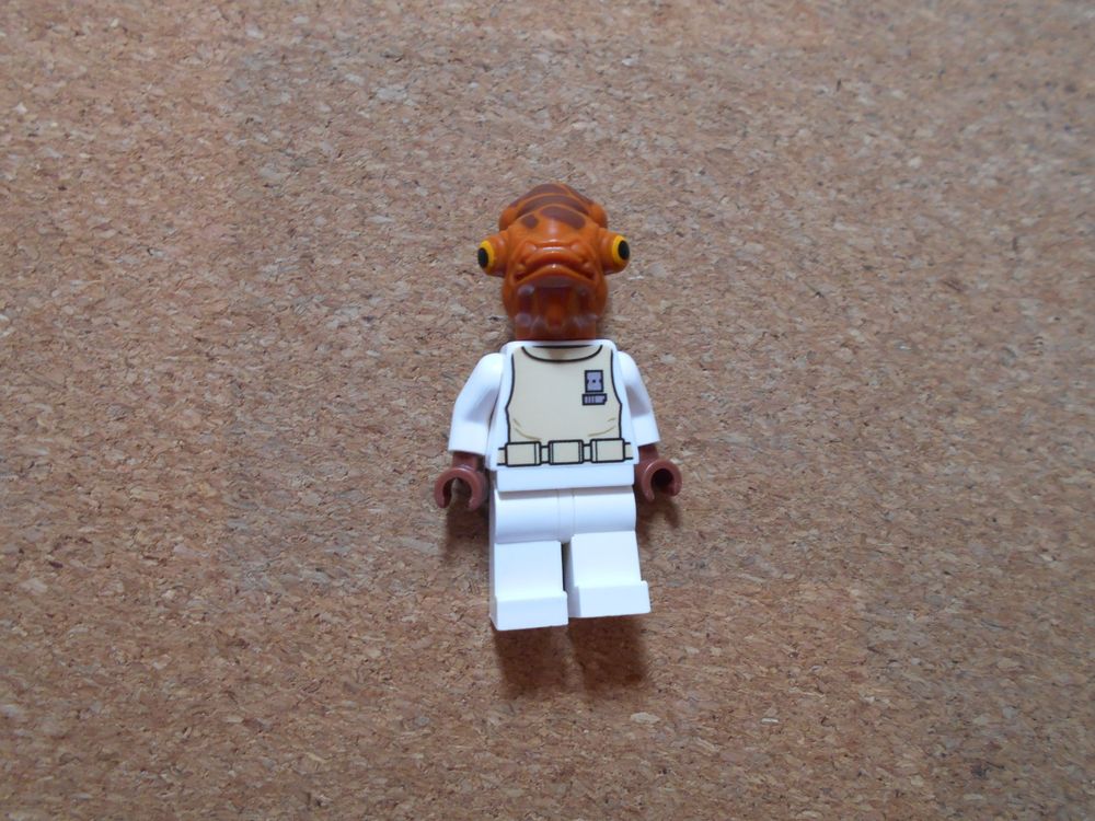 LEGO Star Wars Minifigur Admiral Ackbar ( 037 ) (Gebraucht) in ...