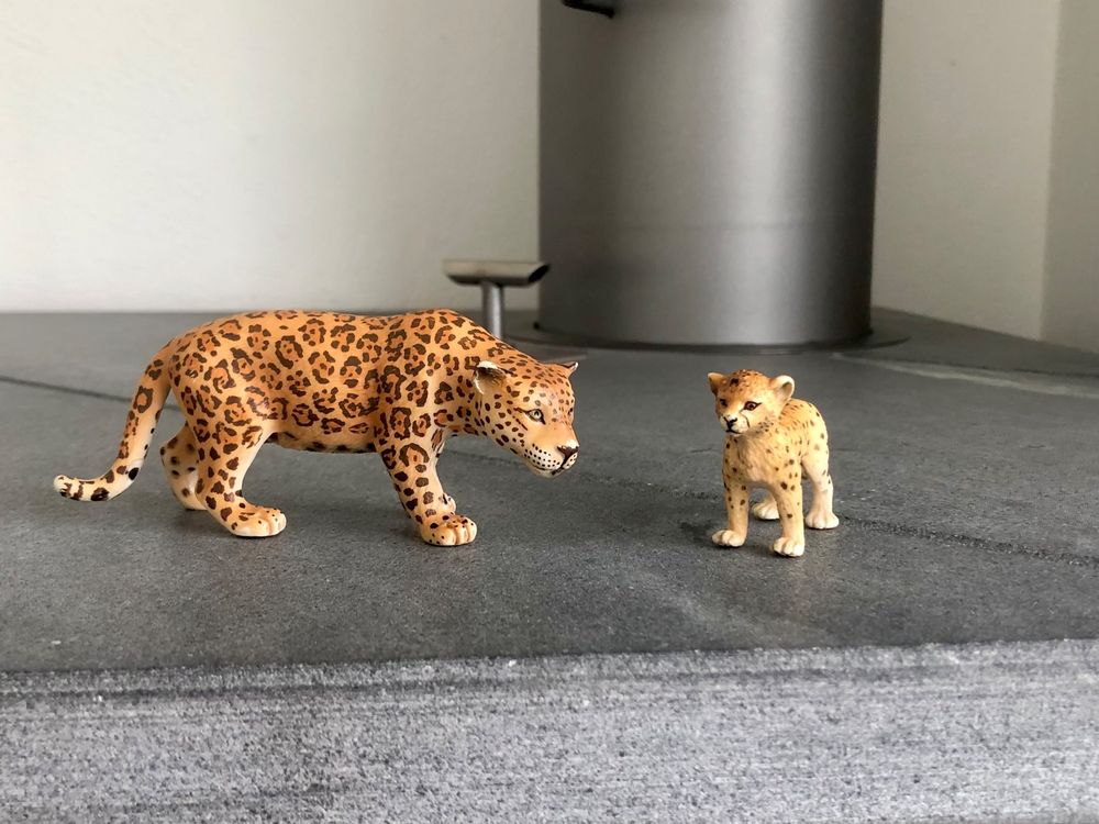 Schleich Leopard mit Baby (Gebraucht) in Malans GR für CHF 4 – mit ...