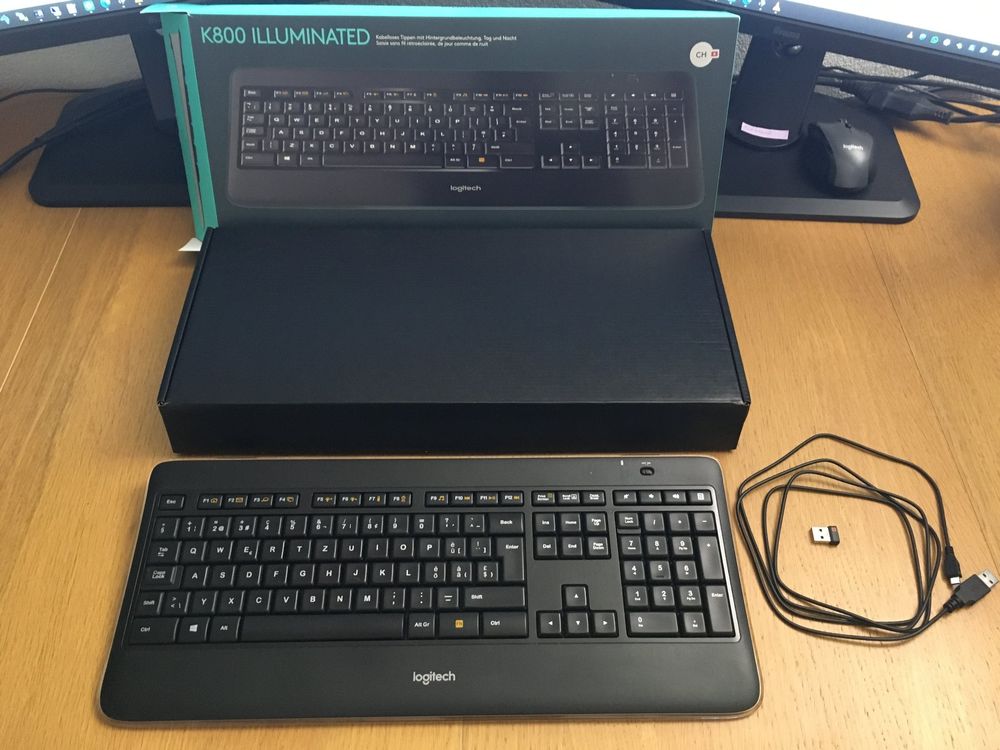 LOGITECH Wireless Illuminated Keyboard K800, super Zustand (Gebraucht ...