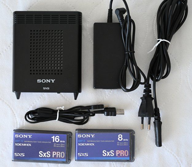 Sony SxS SBAC-US10 SxS Reader/Writer + Zubehör (Gebraucht) in Aristau ...