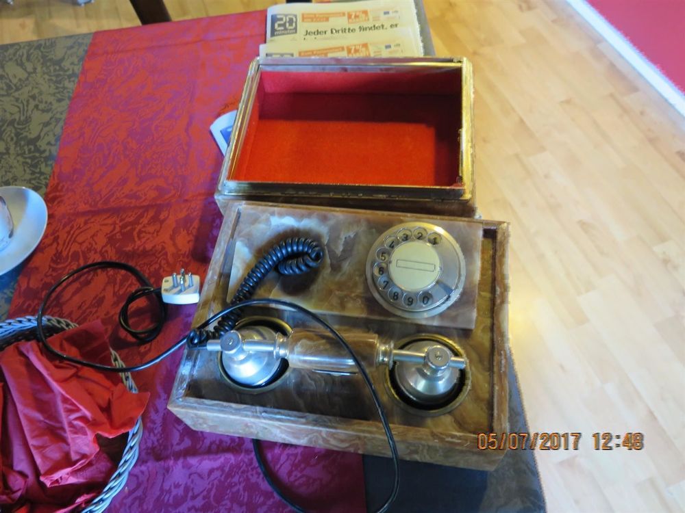 Altes Telefon mit Dial Scheibe in Alabas (Gebraucht) in Oberdorf BL für ...