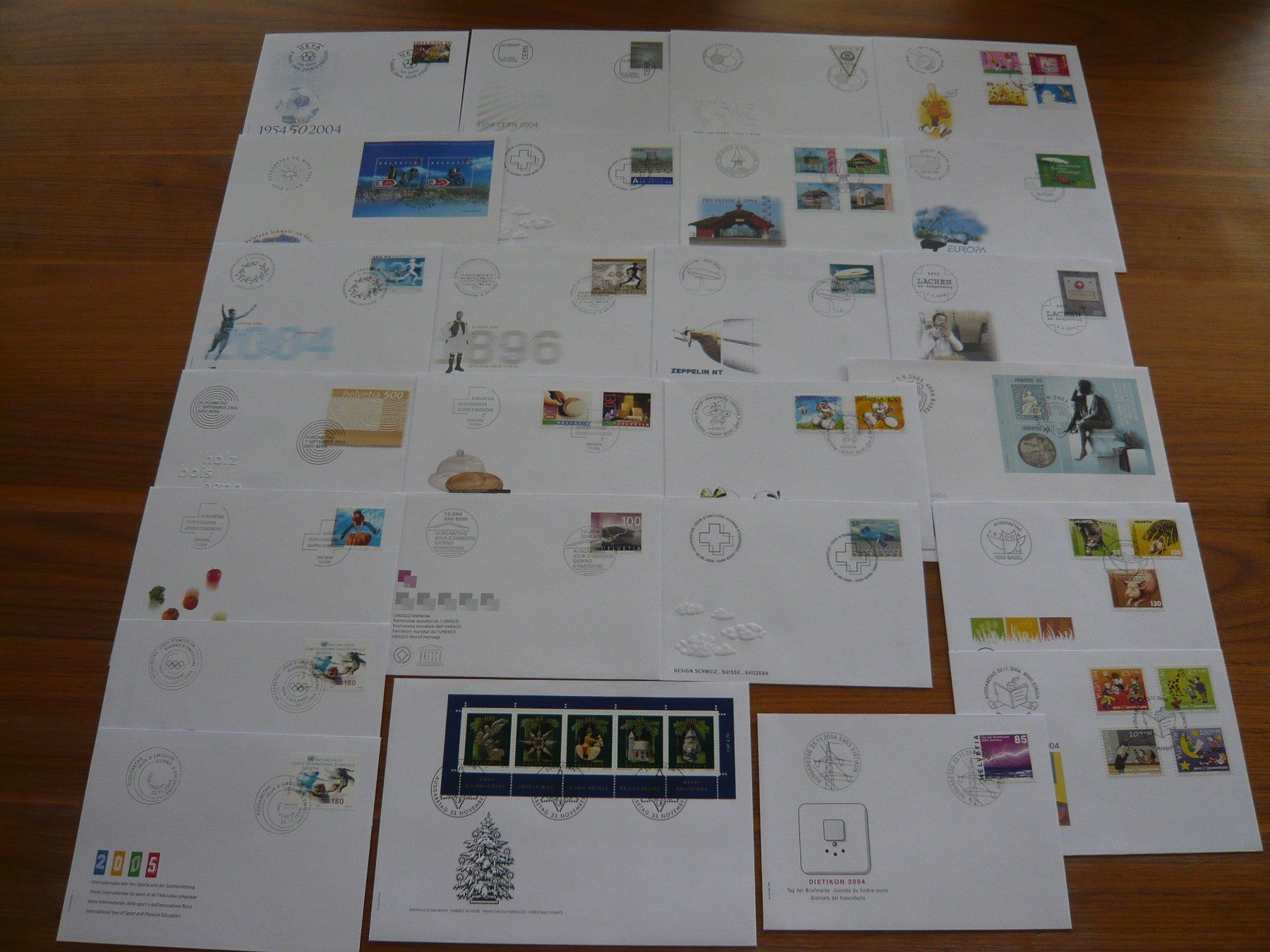 25 FDCs Briefmarken Schweiz des ganzen Jahrgangs 2004 (Neu (gemäss ...