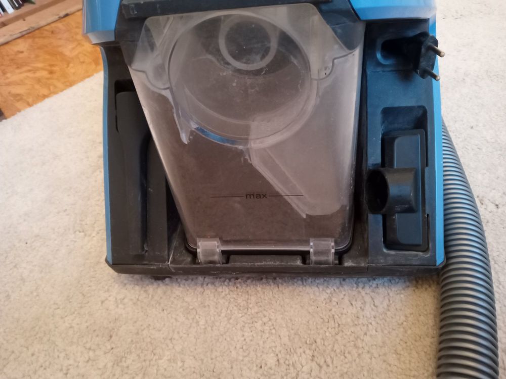 Staubsauger Miele CX1Blizzard Racer (Gebraucht) in Prez-vers-Siviriez ...