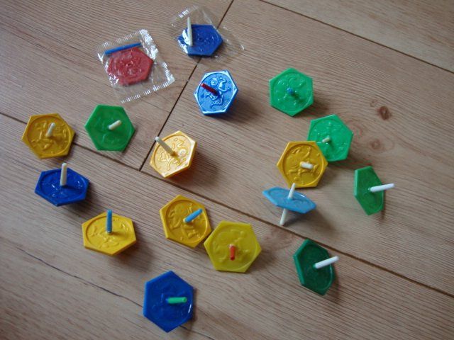 17 Stk. Original 70er Jahre KNORR Knorrli Spielzeug Kreisel (Gebraucht ...