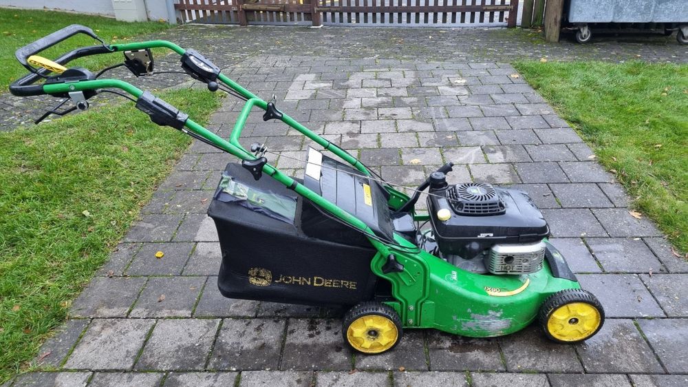 Rasenmäher John Deere JX 90 (Defekt) in Triengen für CHF 91 – nur ...