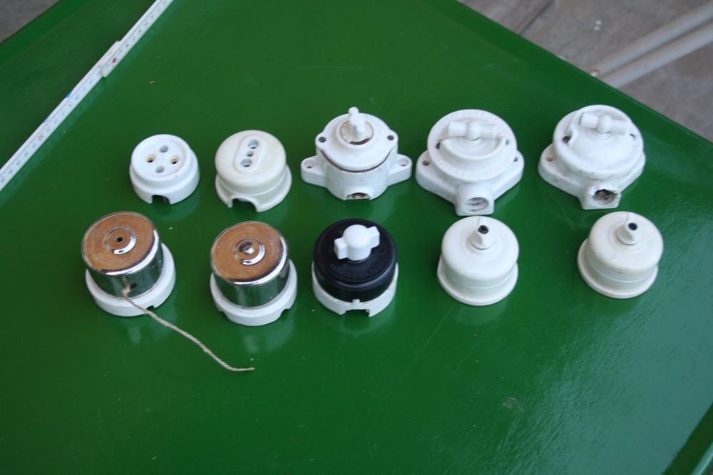 ANTIKES ELEKTROMATERIAL (Gebraucht) in Wauwil für CHF 51 – mit ...