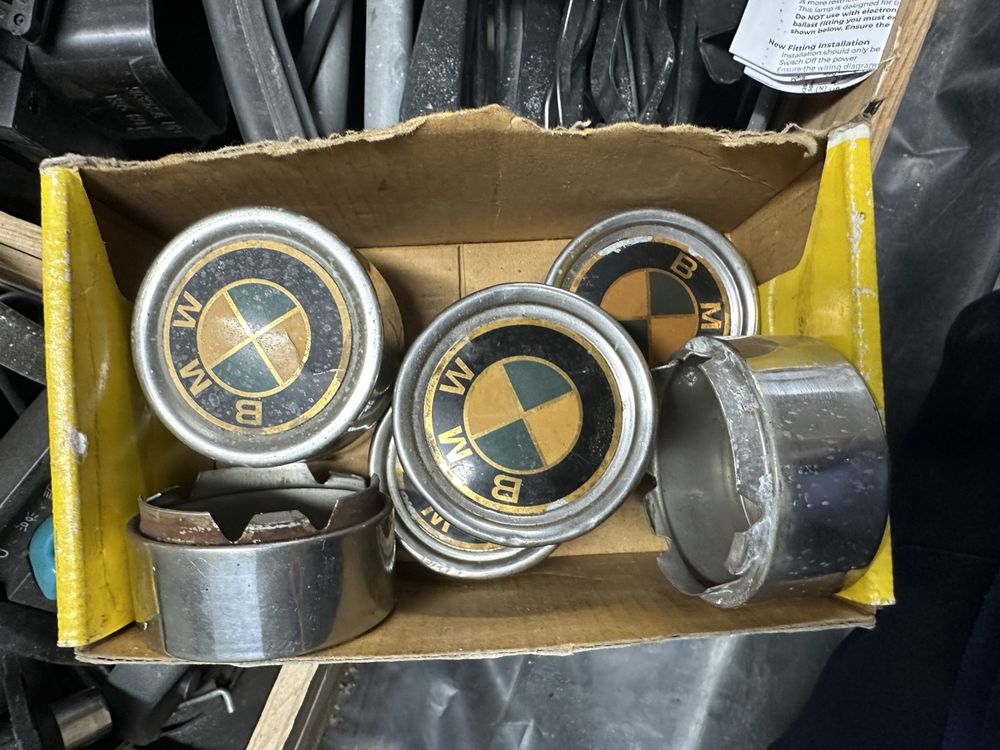 7 BMW Radkappen Oldtimer Teile Zubehör (Gebraucht) in Grafenried für ...