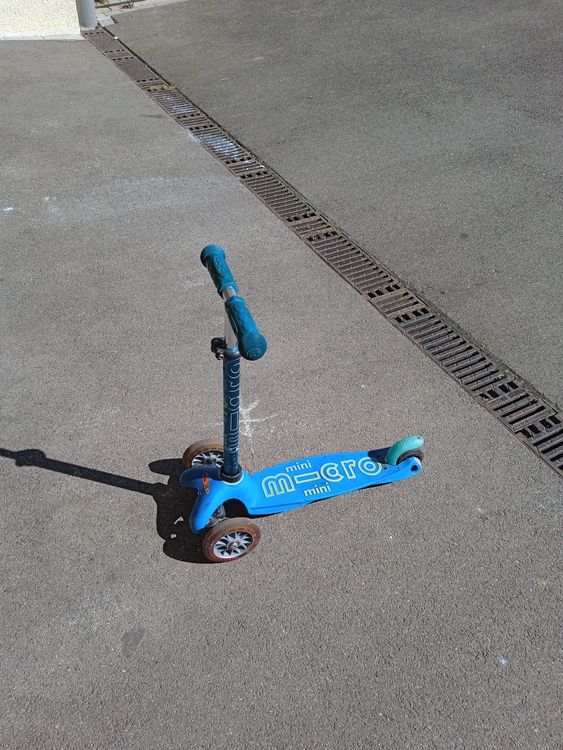 Micro Mini Scooter blau (Gebraucht) in Wängi für CHF 9 – nur Abholung auf Ricardo kaufen