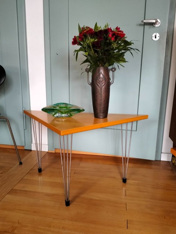 Vintage Pin Leg Beistelltisch von Pin Age (Gebraucht) in Wil SG für CHF ...