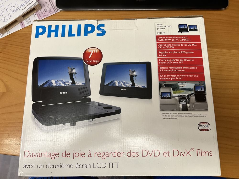 Philips Tragbarer DVD Player, 2 Screen inkl. monate für Auto (Gebraucht ...