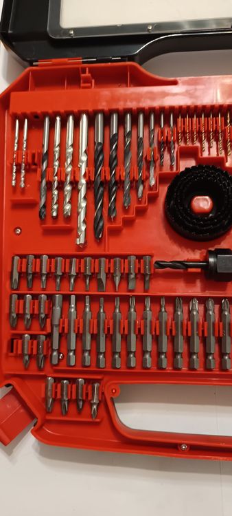 black & Decker Bohrer/ Bits, und andere Set im Koffer (Gebraucht) in ...